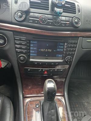 Melns Mercedes-Benz e-200 2005 Jēkabpils, ar dzinēja tilpumu 2.20 L un nobraukumu 410 tūkst. km par 1850 €, foto 13 vietnē AUTOMOTO.COM.LV