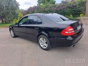 Melns Mercedes-Benz e-200 2005 Jēkabpils, ar dzinēja tilpumu 2.20 L un nobraukumu 419 tūkst. km par 1800 €, foto 7 vietnē AUTOMOTO.COM.LV