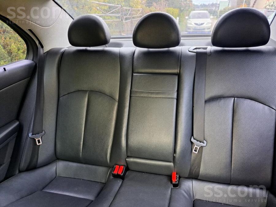 Melns Mercedes-Benz e-200 2005 Jēkabpils, ar dzinēja tilpumu 2.20 L un nobraukumu 419 tūkst. km par 1800 €, foto 14 vietnē AUTOMOTO.COM.LV