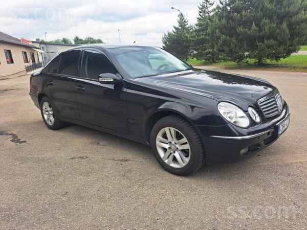 Melns Mercedes-Benz e-200 2005 Jēkabpils, ar dzinēja tilpumu 2.20 L un nobraukumu 419 tūkst. km par 1850 €, foto 2 vietnē AUTOMOTO.COM.LV