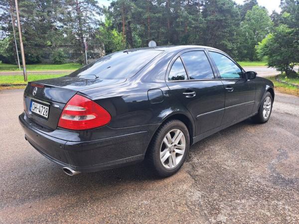 Melns Mercedes-Benz e-200 2005 Jēkabpils, ar dzinēja tilpumu 2.20 L un nobraukumu 419 tūkst. km par 1800 €, foto 3 vietnē AUTOMOTO.COM.LV