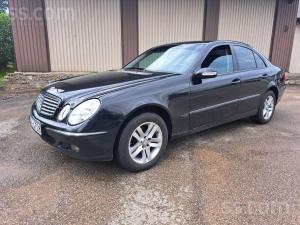 Black Mercedes-Benz e-200 2005 in Jekabpils, with an engine capacity of 2.20 L and mileage of 419 thousand km for 1800 €, photo 8 on AUTOMOTO.COM.LV