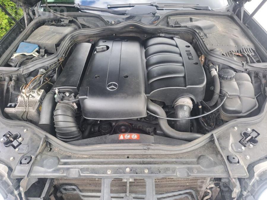 Black Mercedes-Benz e-200 2005 in Jekabpils, with an engine capacity of 2.20 L and mileage of 419 thousand km for 1800 €, photo 18 on AUTOMOTO.COM.LV