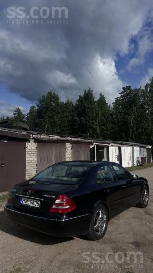 Black Mercedes-Benz e-200 2005 in Cesis, with an engine capacity of 1.80 L and mileage of 370 thousand km for 3200 €, photo 16 on AUTOMOTO.COM.LV