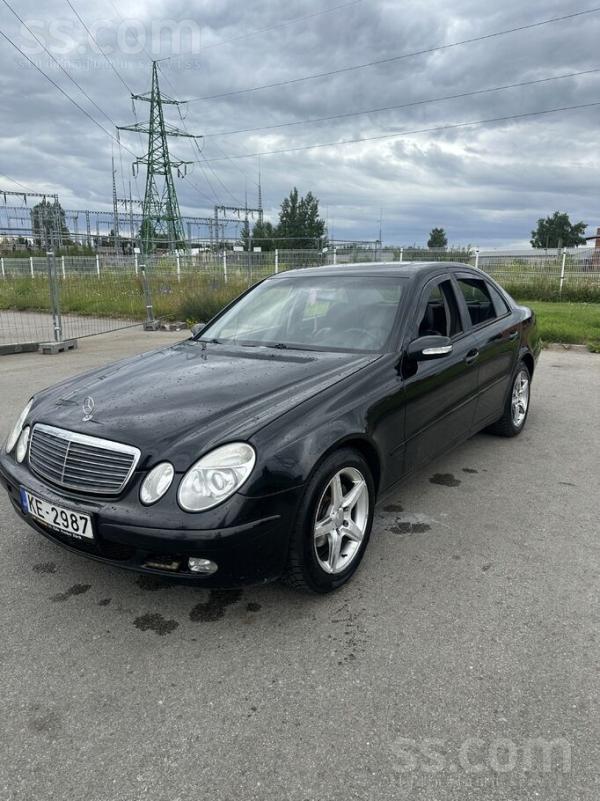 Melns Mercedes-Benz e-200 2005 Rīga, ar dzinēja tilpumu 2.20 L un nobraukumu 311 tūkst. km par 2500 €, foto 2 vietnē AUTOMOTO.COM.LV