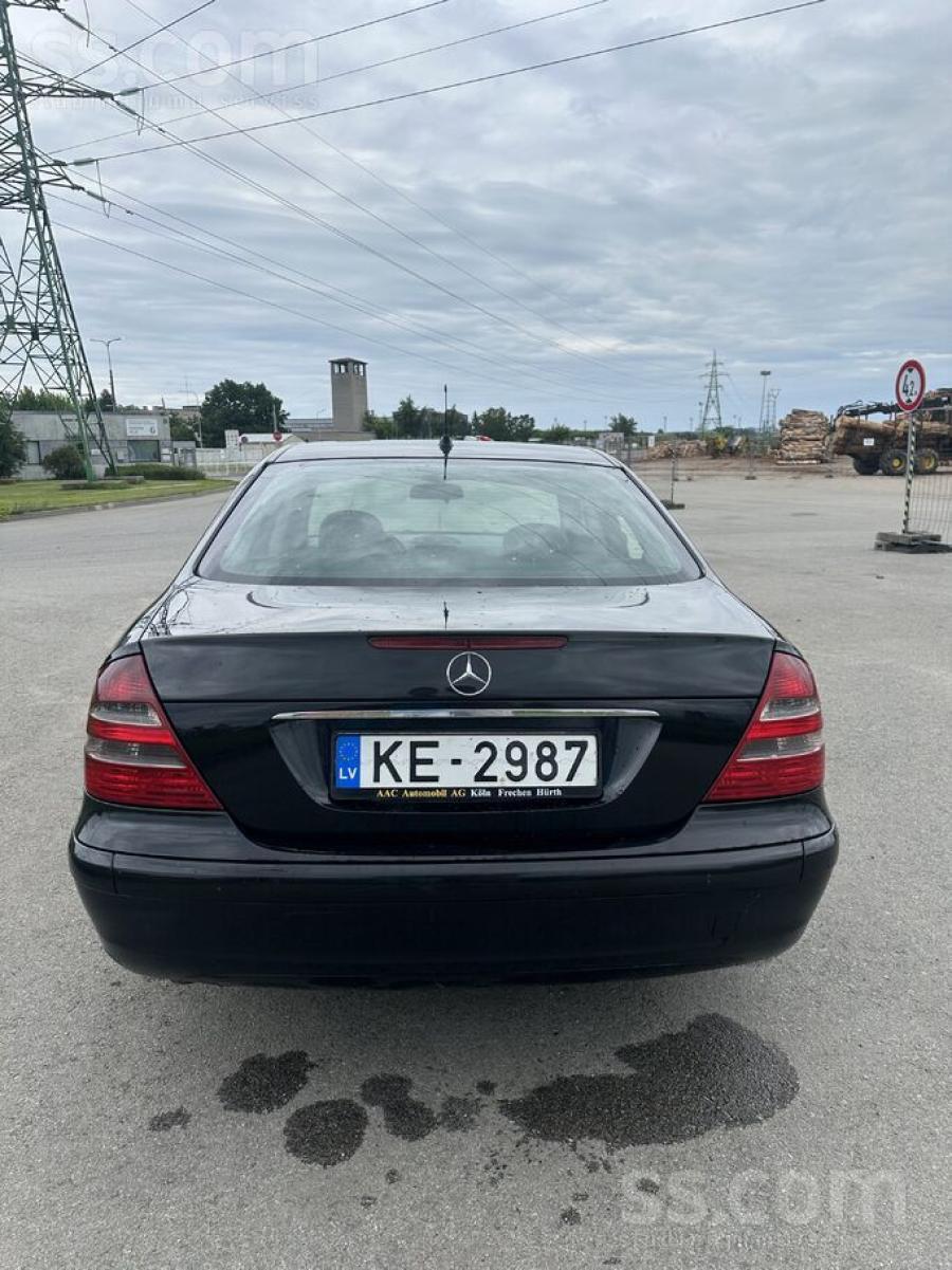 Melns Mercedes-Benz e-200 2005 Rīga, ar dzinēja tilpumu 2.20 L un nobraukumu 311 tūkst. km par 2500 €, foto 6 vietnē AUTOMOTO.COM.LV