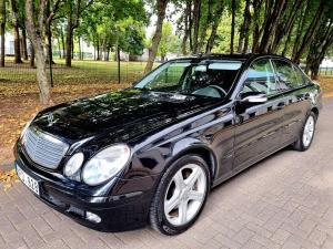 Melns Mercedes-Benz e-200 2005 Jonava, ar dzinēja tilpumu 2.15 L un nobraukumu 433 tūkst. km par 2499 €, foto  vietnē AUTOMOTO.COM.LV