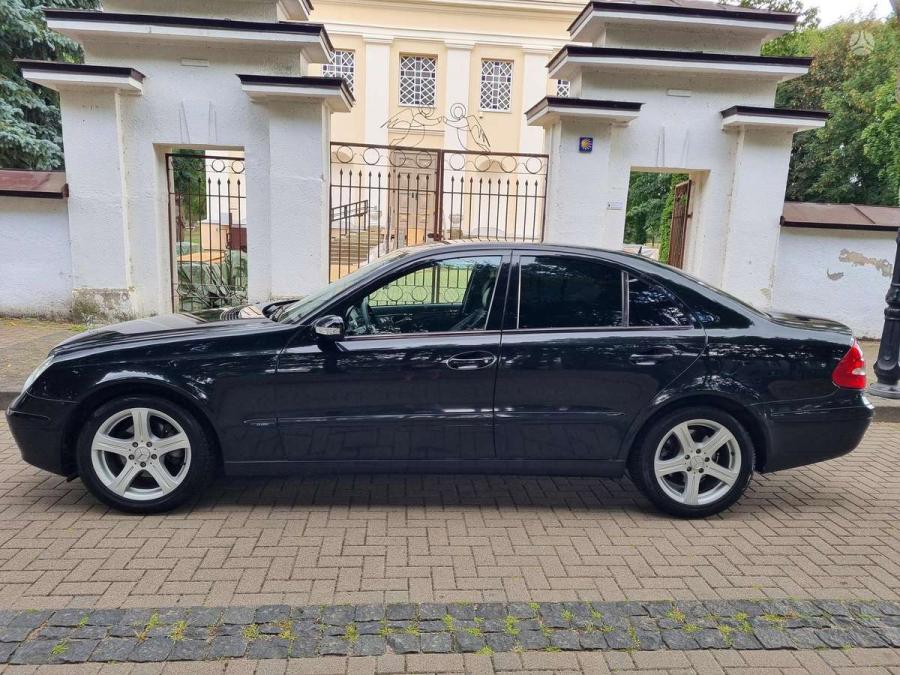 Melns Mercedes-Benz e-200 2005 Jonava, ar dzinēja tilpumu 2.15 L un nobraukumu 433 tūkst. km par 2499 €, foto 12 vietnē AUTOMOTO.COM.LV