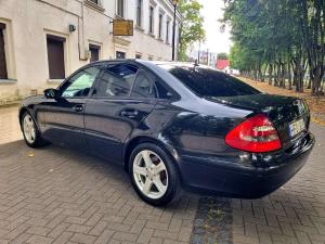 Melns Mercedes-Benz e-200 2005 Jonava, ar dzinēja tilpumu 2.15 L un nobraukumu 433 tūkst. km par 2499 €, foto 15 vietnē AUTOMOTO.COM.LV
