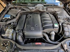 Melns Mercedes-Benz e-200 2005 Jonava, ar dzinēja tilpumu 2.15 L un nobraukumu 433 tūkst. km par 2499 €, foto 26 vietnē AUTOMOTO.COM.LV