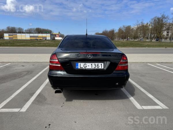 Melns Mercedes-Benz e-200 2006 Rīga, ar dzinēja tilpumu 2.20 L un nobraukumu 451 tūkst. km par 3000 €, foto 6 vietnē AUTOMOTO.COM.LV