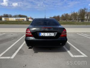 Melns Mercedes-Benz e-200 2006 Rīga, ar dzinēja tilpumu 2.20 L un nobraukumu 451 tūkst. km par 3000 €, foto 7 vietnē AUTOMOTO.COM.LV