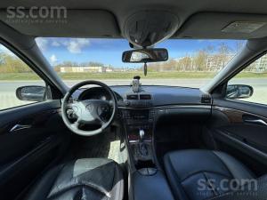 Melns Mercedes-Benz e-200 2006 Rīga, ar dzinēja tilpumu 2.20 L un nobraukumu 451 tūkst. km par 3000 €, foto 10 vietnē AUTOMOTO.COM.LV