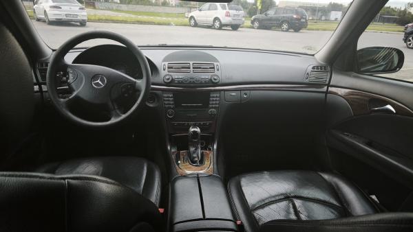 Black Mercedes-Benz e-200 2006 in Narva, with an engine capacity of 2.20 L and mileage of 474 thousand km for 1350 €, photo 9 on AUTOMOTO.COM.LV