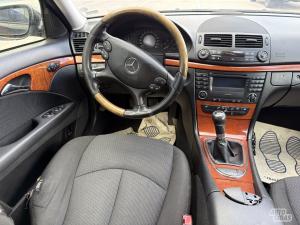 Черный Мерседес E 200 2007 в Паневежис, объемом двигателя 2.20 л и пробегом 400 тыс. км за 2050 €, фото 14 на AUTOMOTO.COM.LV