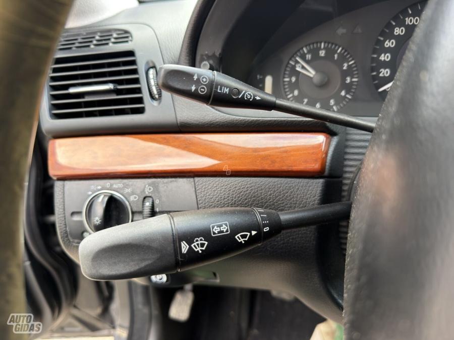 Черный Мерседес E 200 2007 в Паневежис, объемом двигателя 2.20 л и пробегом 400 тыс. км за 2050 €, фото 21 на AUTOMOTO.COM.LV