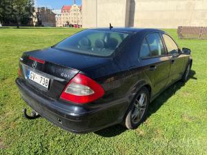 Black Mercedes-Benz e-200 2007 in Riga, with an engine capacity of 2.20 L and mileage of 534 thousand km for 1200 €, photo 6 on AUTOMOTO.COM.LV