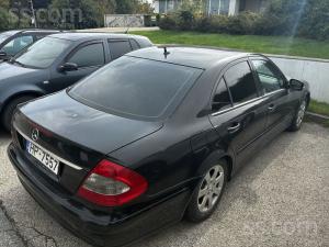 Черный Мерседес E 200 2007 в Рига, объемом двигателя 2.20 л и пробегом 427 тыс. км за 1500 €, фото 5 на AUTOMOTO.COM.LV