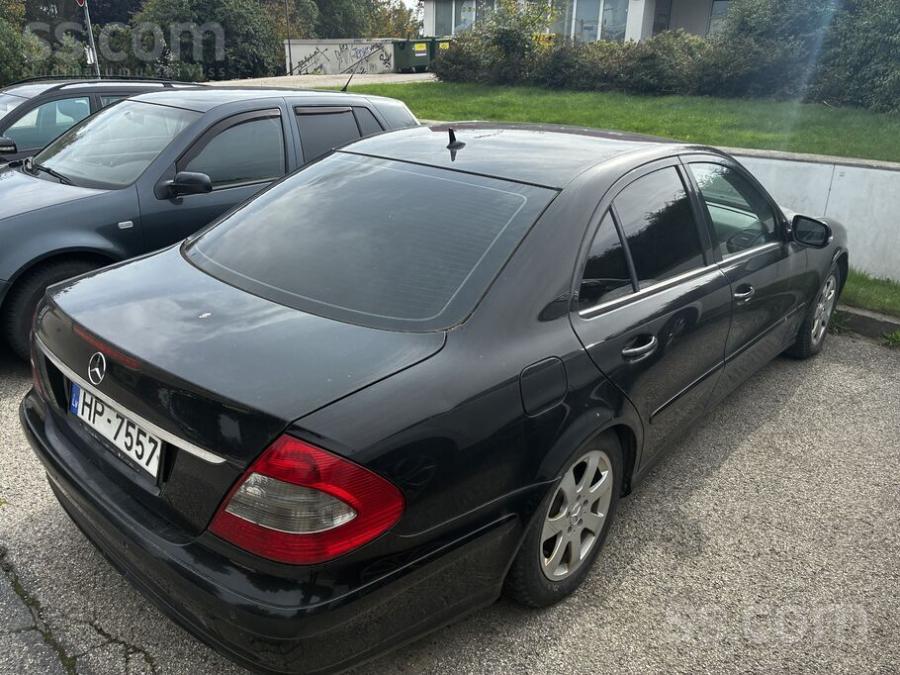 Черный Мерседес E 200 2007 в Рига, объемом двигателя 2.20 л и пробегом 427 тыс. км за 1500 €, фото 5 на AUTOMOTO.COM.LV
