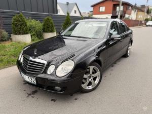 Melns Mercedes-Benz e-200 2008 Kauņa, ar dzinēja tilpumu 2.15 L un nobraukumu 312 tūkst. km par 4950 €, foto  vietnē AUTOMOTO.COM.LV