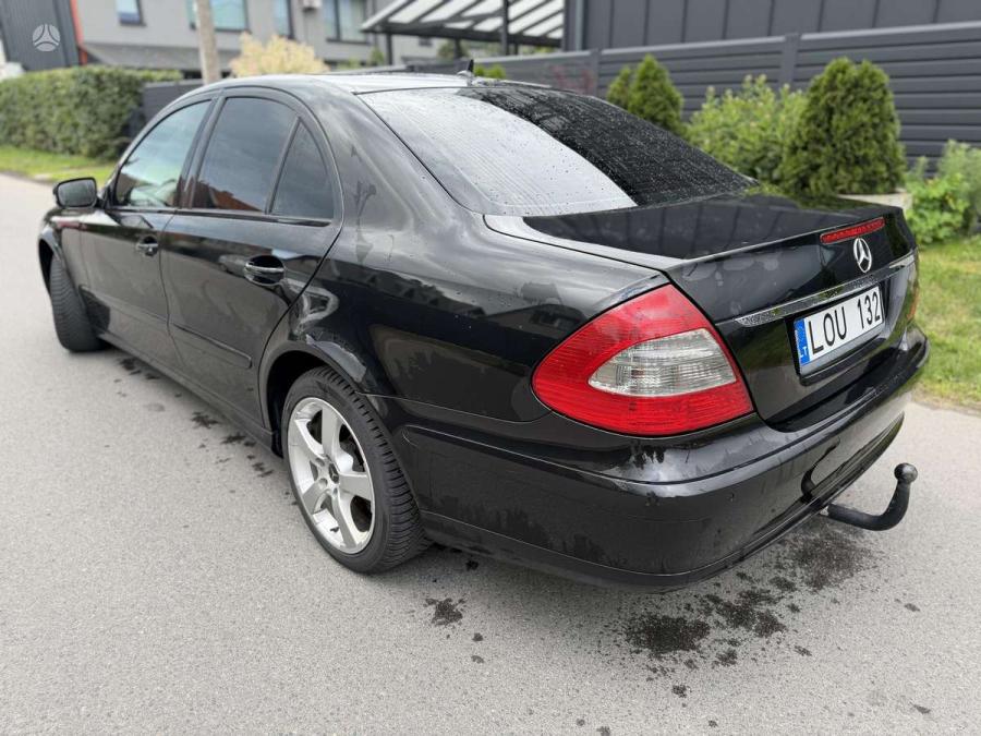 Melns Mercedes-Benz e-200 2008 Kauņa, ar dzinēja tilpumu 2.15 L un nobraukumu 312 tūkst. km par 4950 €, foto 8 vietnē AUTOMOTO.COM.LV