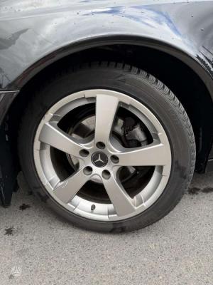 Melns Mercedes-Benz e-200 2008 Kauņa, ar dzinēja tilpumu 2.15 L un nobraukumu 312 tūkst. km par 4950 €, foto 11 vietnē AUTOMOTO.COM.LV