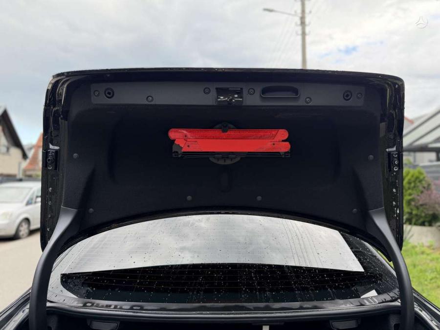 Melns Mercedes-Benz e-200 2008 Kauņa, ar dzinēja tilpumu 2.15 L un nobraukumu 312 tūkst. km par 4950 €, foto 14 vietnē AUTOMOTO.COM.LV