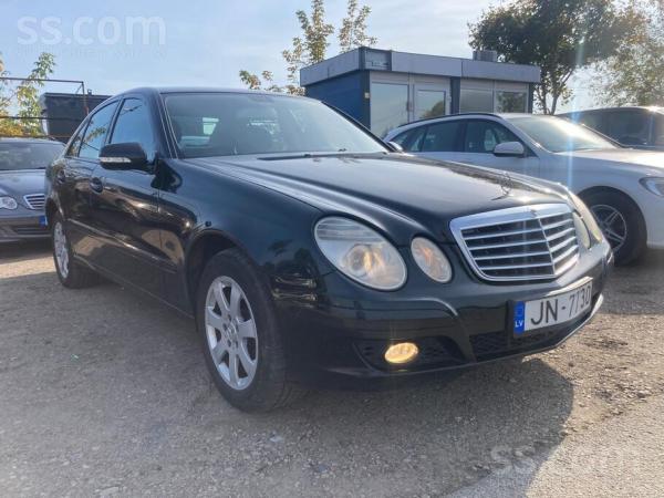 Melns Mercedes-Benz e-200 2008 Rīga, ar dzinēja tilpumu 2.20 L un nobraukumu 344 tūkst. km par 2300 €, foto 4 vietnē AUTOMOTO.COM.LV