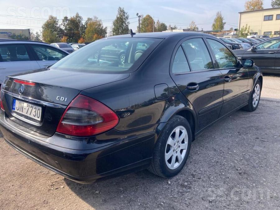 Melns Mercedes-Benz e-200 2008 Rīga, ar dzinēja tilpumu 2.20 L un nobraukumu 344 tūkst. km par 2300 €, foto 5 vietnē AUTOMOTO.COM.LV