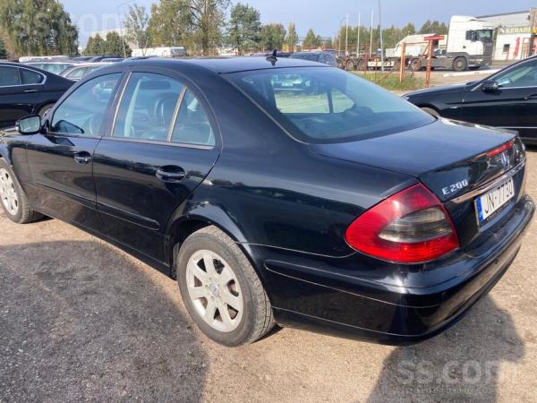 Melns Mercedes-Benz e-200 2008 Rīga, ar dzinēja tilpumu 2.20 L un nobraukumu 344 tūkst. km par 2300 €, foto 7 vietnē AUTOMOTO.COM.LV
