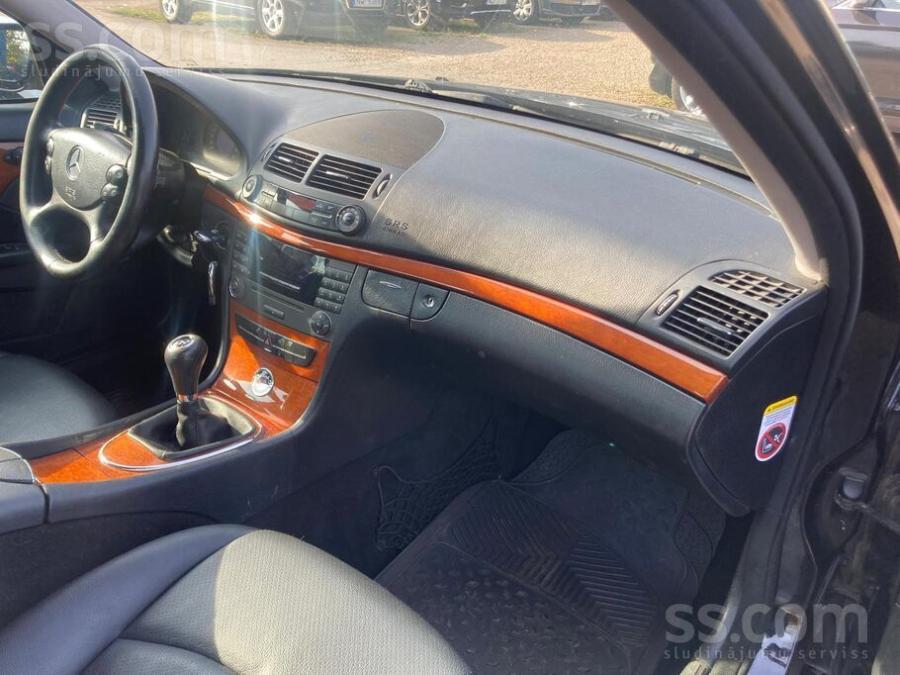 Melns Mercedes-Benz e-200 2008 Rīga, ar dzinēja tilpumu 2.20 L un nobraukumu 344 tūkst. km par 2300 €, foto 12 vietnē AUTOMOTO.COM.LV