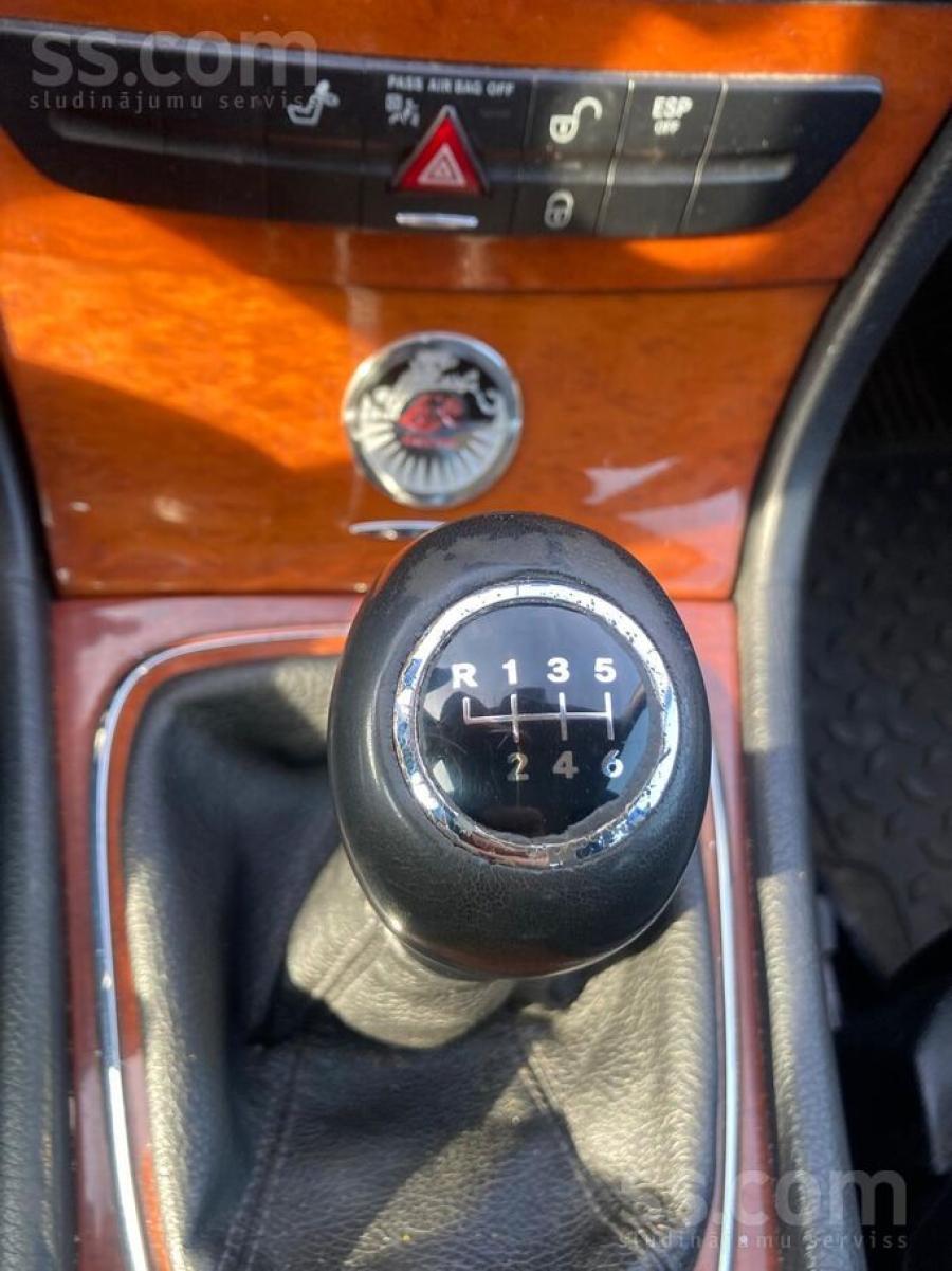 Melns Mercedes-Benz e-200 2008 Rīga, ar dzinēja tilpumu 2.20 L un nobraukumu 344 tūkst. km par 2300 €, foto 13 vietnē AUTOMOTO.COM.LV