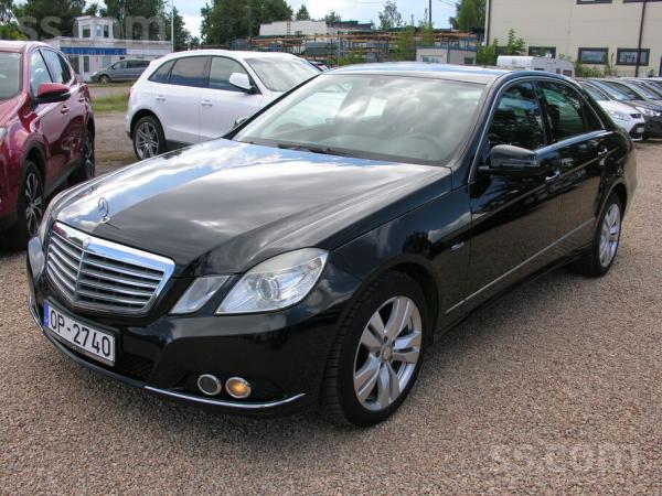 Черный Мерседес E 200 2009 в Рига, объемом двигателя 2.20 л и пробегом 0 тыс. км за 6500 €, фото 1 на AUTOMOTO.COM.LV