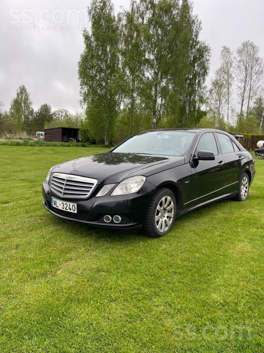Black Mercedes-Benz e-200 2010 in Ogre, with an engine capacity of 2.00 L and mileage of 333 thousand km for 5600 €, photo 6 on AUTOMOTO.COM.LV