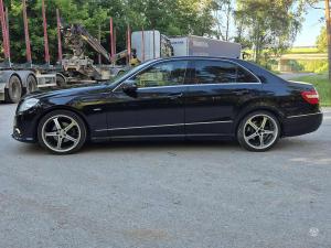 Melns Mercedes-Benz e-200 2010 Ukmergė, ar dzinēja tilpumu 2.10 L un nobraukumu 278 tūkst. km par 5700 €, foto 10 vietnē AUTOMOTO.COM.LV