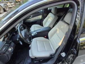 Melns Mercedes-Benz e-200 2010 Ukmergė, ar dzinēja tilpumu 2.10 L un nobraukumu 278 tūkst. km par 5700 €, foto 14 vietnē AUTOMOTO.COM.LV