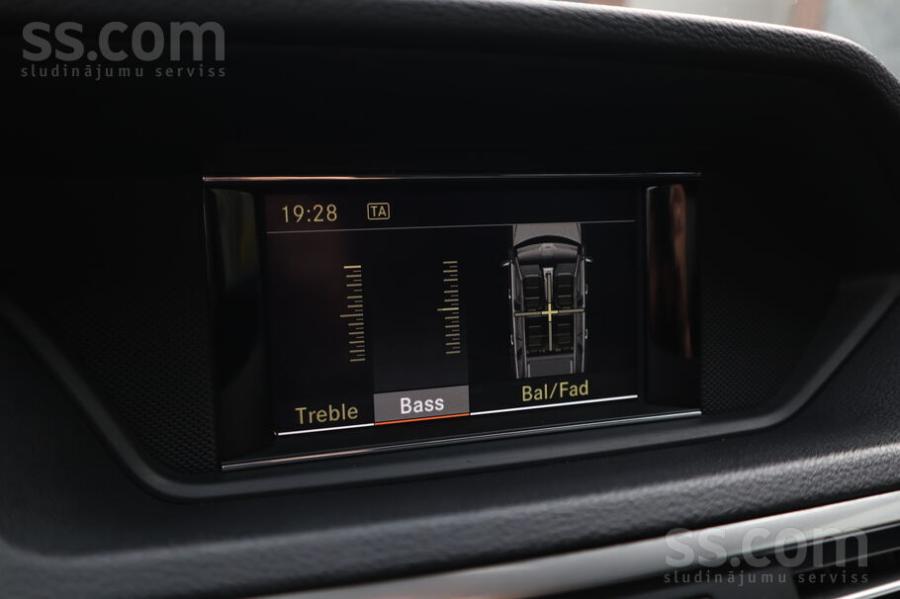 Melns Mercedes-Benz e-200 2010 Rīga, ar dzinēja tilpumu 1.80 L un nobraukumu 243 tūkst. km par 4990 €, foto 20 vietnē AUTOMOTO.COM.LV