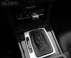 Melns Mercedes-Benz e-200 2010 Rīga, ar dzinēja tilpumu 1.80 L un nobraukumu 243 tūkst. km par 4990 €, foto 23 vietnē AUTOMOTO.COM.LV