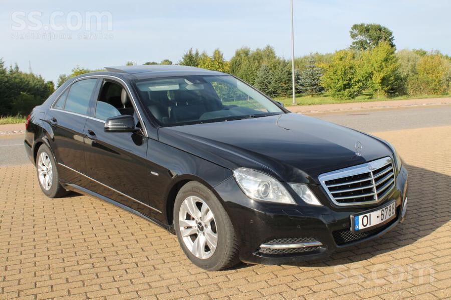 Черный Мерседес E 200 2010 в Салдус, объемом двигателя 2.20 л и пробегом 291 тыс. км за 6950 €, фото 4 на AUTOMOTO.COM.LV