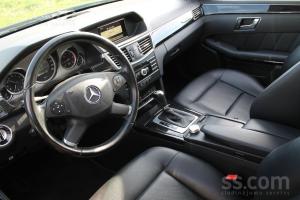 Черный Мерседес E 200 2010 в Салдус, объемом двигателя 2.20 л и пробегом 291 тыс. км за 6950 €, фото 20 на AUTOMOTO.COM.LV