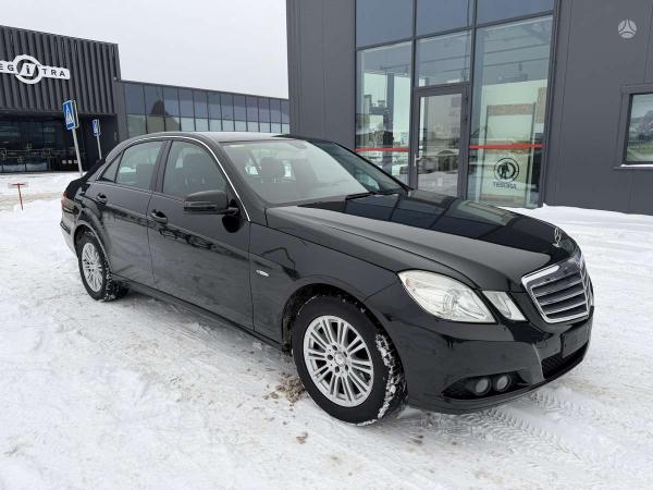 Black Mercedes-Benz e-200 2011 in Siauliai, with an engine capacity of 1.80 L and mileage of 184 thousand km for 7800 €, photo 1 on AUTOMOTO.COM.LV