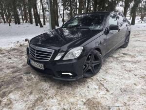 Black Mercedes-Benz e-200 2011 in Kaisiadorys, with an engine capacity of 2.20 L and mileage of 294 thousand km for 6700 €, photo  on AUTOMOTO.COM.LV
