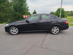 Черный Мерседес E 200 2011 в Раквере, объемом двигателя 0.00 л и пробегом 441 тыс. км за 4999 €, фото 10 на AUTOMOTO.COM.LV