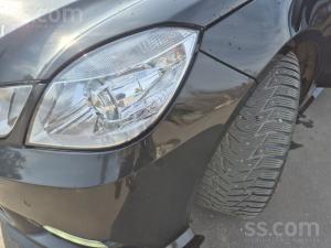 Melns Mercedes-Benz e-200 2012 Jūrmala, ar dzinēja tilpumu 2.00 L un nobraukumu 266 tūkst. km par 8000 €, foto 12 vietnē AUTOMOTO.COM.LV