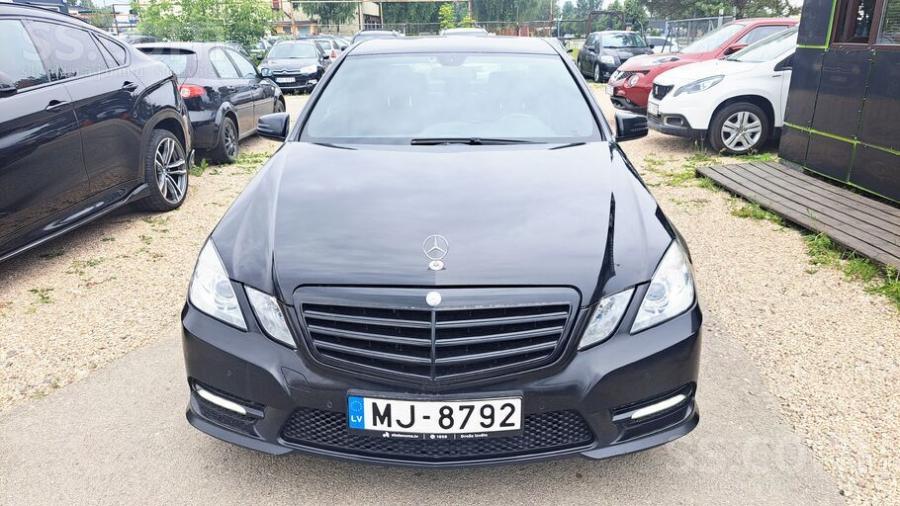 Melns Mercedes-Benz e-200 2012 Rīga, ar dzinēja tilpumu 2.20 L un nobraukumu 269 tūkst. km par 7500 €, foto 6 vietnē AUTOMOTO.COM.LV