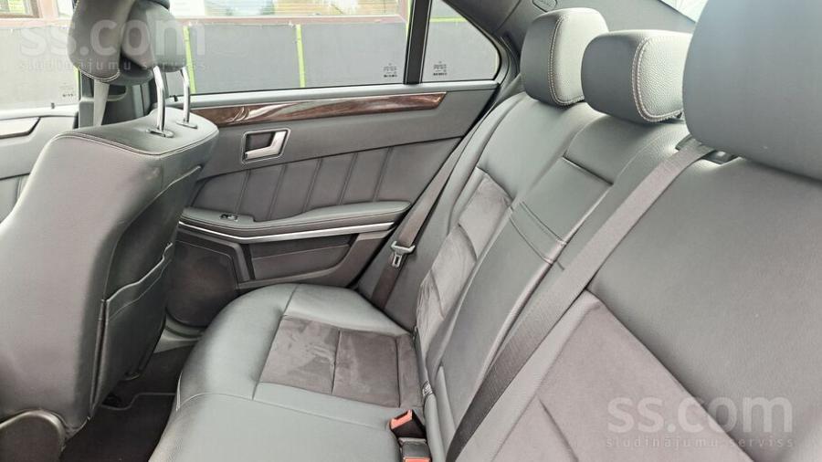 Melns Mercedes-Benz e-200 2012 Rīga, ar dzinēja tilpumu 2.20 L un nobraukumu 269 tūkst. km par 7500 €, foto 18 vietnē AUTOMOTO.COM.LV
