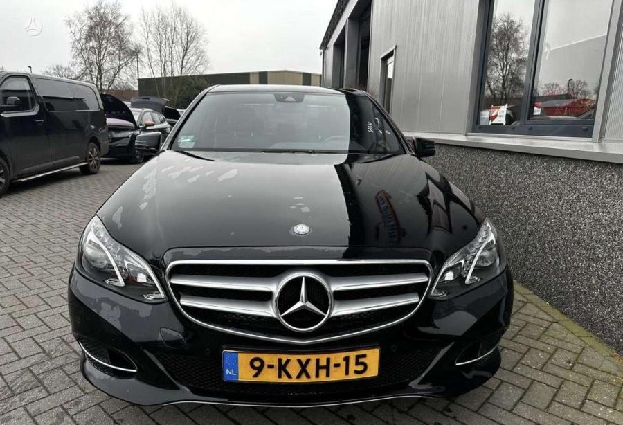 Melns Mercedes-Benz e-200 2013 Prienai, ar dzinēja tilpumu 2.14 L un nobraukumu 248 tūkst. km par 9100 €, foto 17 vietnē AUTOMOTO.COM.LV