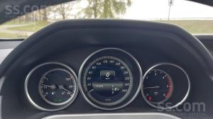 Melns Mercedes-Benz e-200 2013 Daugavpils, ar dzinēja tilpumu 2.20 L un nobraukumu 0 tūkst. km par 9650 €, foto 8 vietnē AUTOMOTO.COM.LV