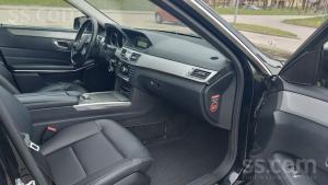 Melns Mercedes-Benz e-200 2013 Daugavpils, ar dzinēja tilpumu 2.20 L un nobraukumu 0 tūkst. km par 9650 €, foto 13 vietnē AUTOMOTO.COM.LV