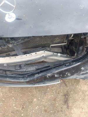 Melns Mercedes-Benz e-200 2013 Radviliškis, ar dzinēja tilpumu 0.00 L un nobraukumu 48 tūkst. km par 4450 €, foto 11 vietnē AUTOMOTO.COM.LV